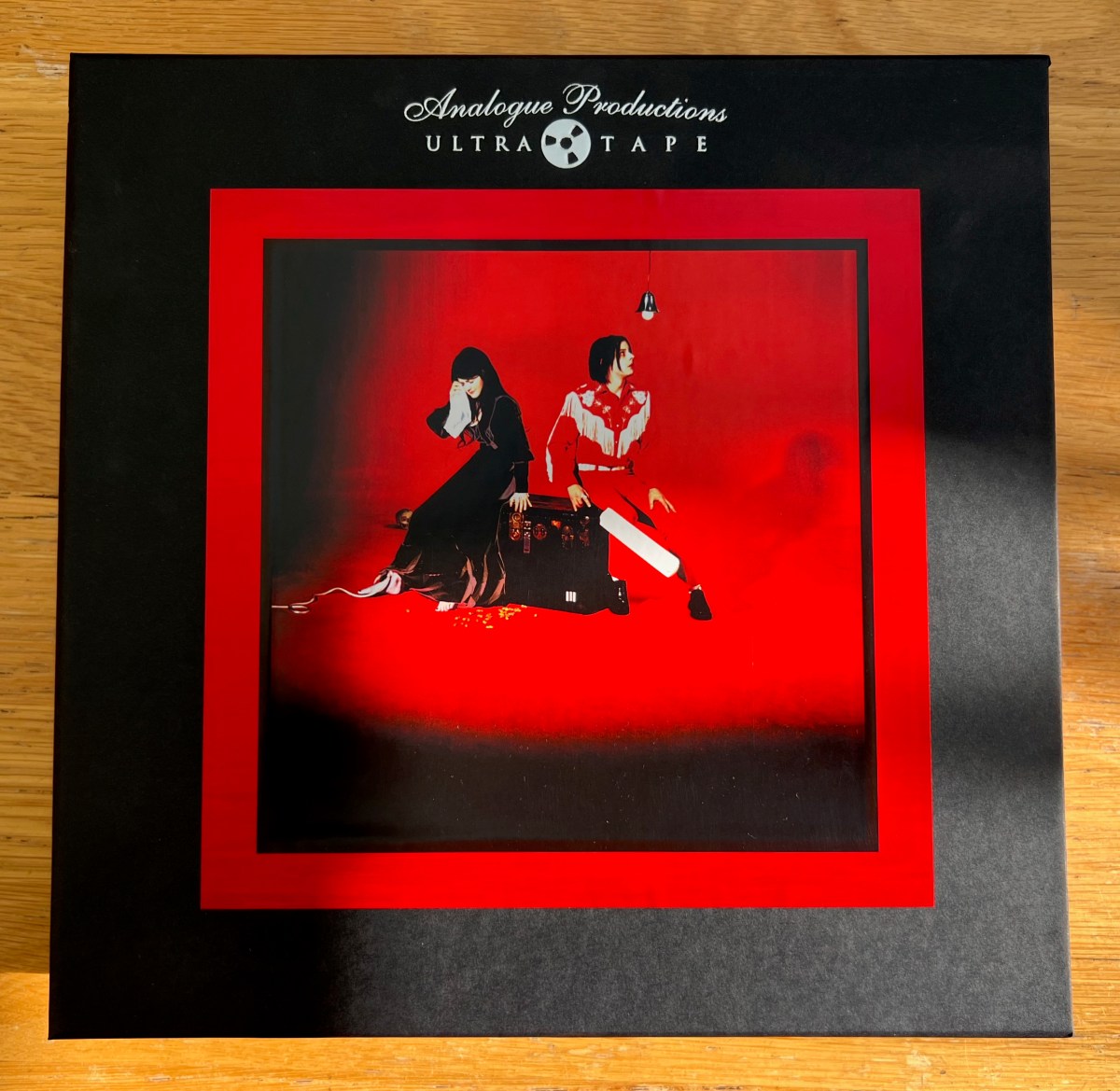 Thunderously good: The White Stripes’ seminal album ‘Elephant’ on UHQR ...